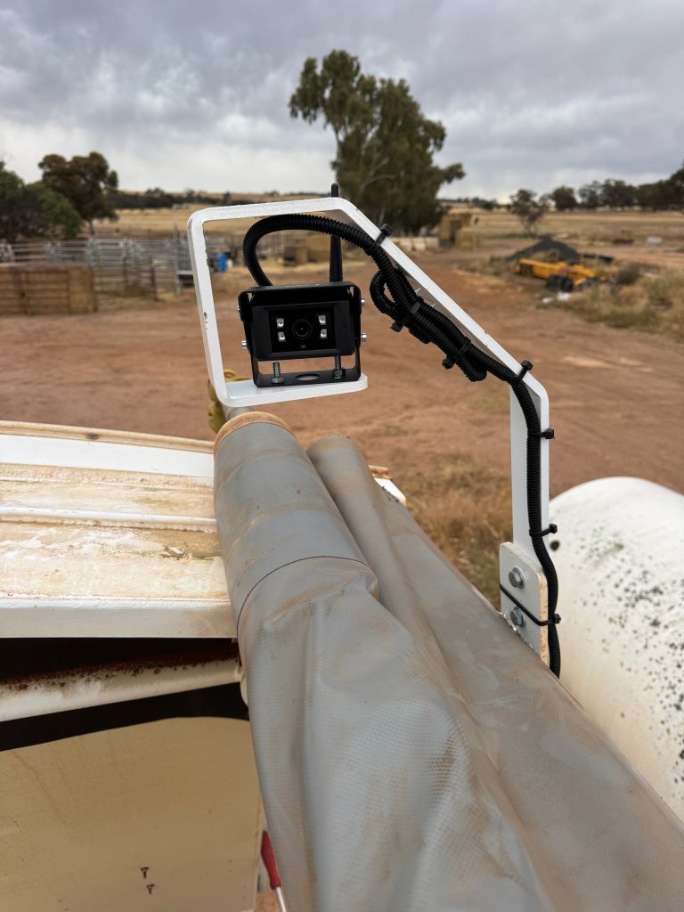 Camera Mount for Wireless Cameras in Semi Tippers, Code; cwiwlcammt ...